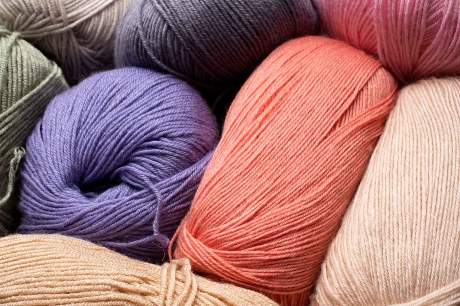 Yarn Dyeing Process & Methods - Dyeing Natural Yarn | Meridian Mill House